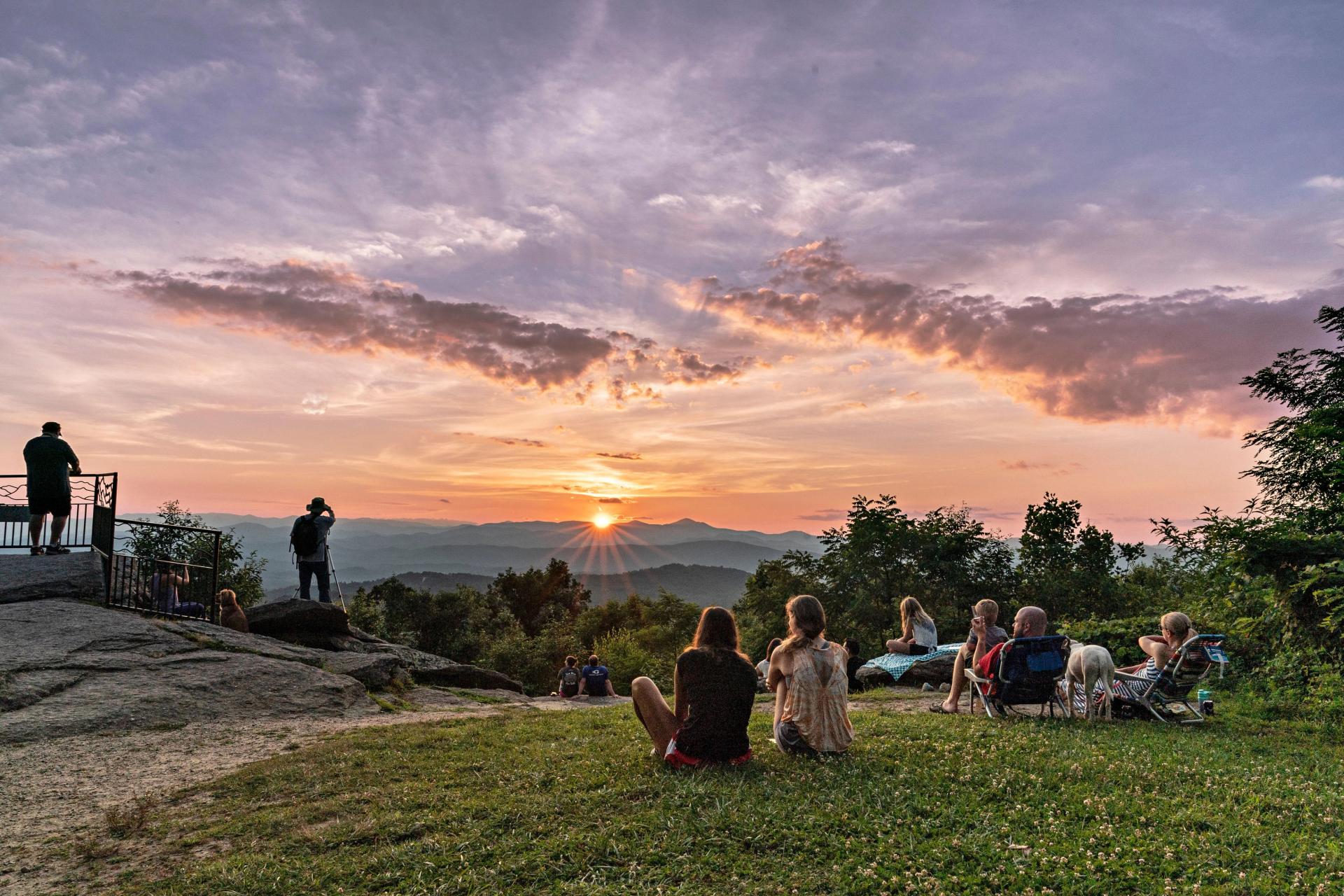 Jump Off Rock | Visit North Carolina